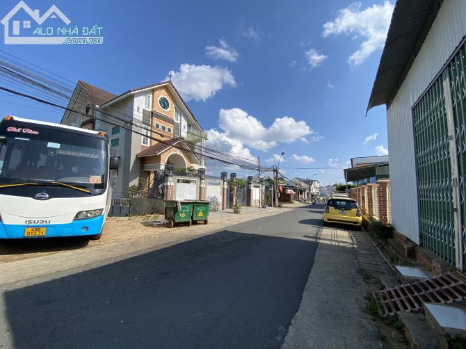 BÁN KHUÔN ĐẤT XÂY KHÁCH SẠN MẶT TIỀN TRUNG TÂM PHƯỜNG 8 - 12818237