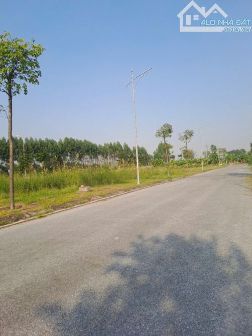 Bán lô khúc Xuyên Vạn an. Dãy cl1 làn 2 đg 286, Phường Vạn An, Bắc Ninh ...