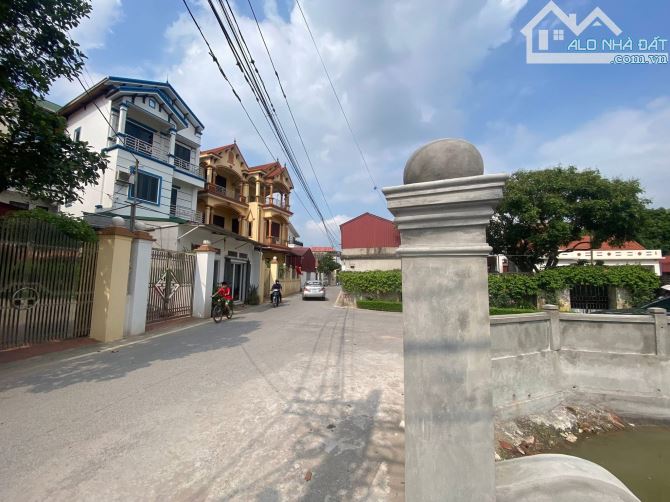 Bán 50m thổ cư siêu đẹp. Sát vin 2,3. Giá tốt - 16507991