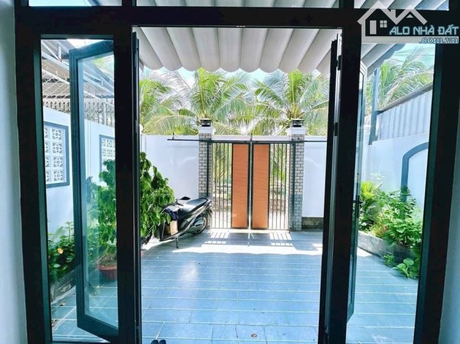 Duy nhất căn nhà C4 đẹp ngay tại thị trấn Củ Chi giá 860 triệu thương ...