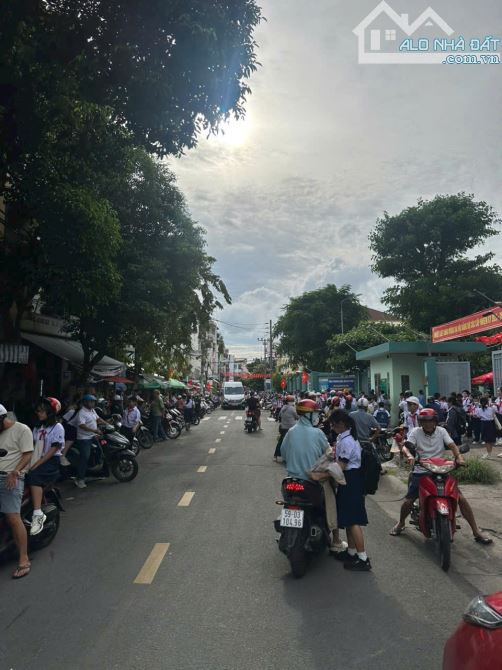 Bán nhà 4.5 Tấm – MT Phan Thị Hành, Phú Thọ Hòa, Tân Phú – chỉ 9.3 tỷ - 17252647