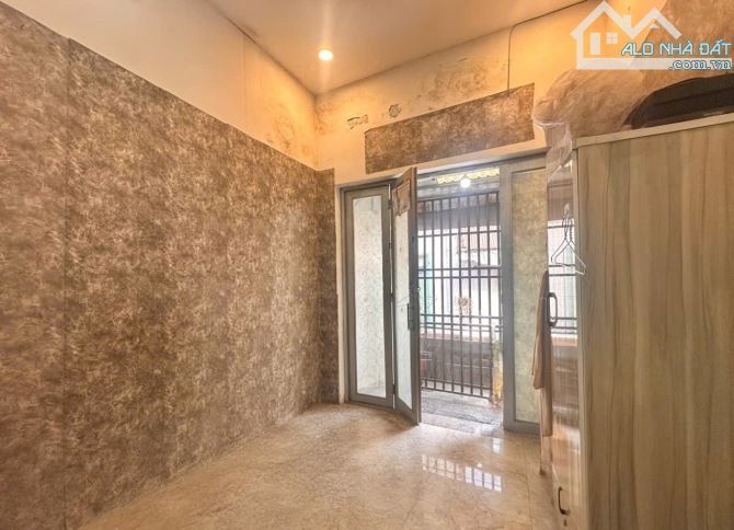 P. Trường Thọ, HXH cách 30m, nhà C4 42 m2, KQH bán gấp chỉ 2.95 tỷ ...
